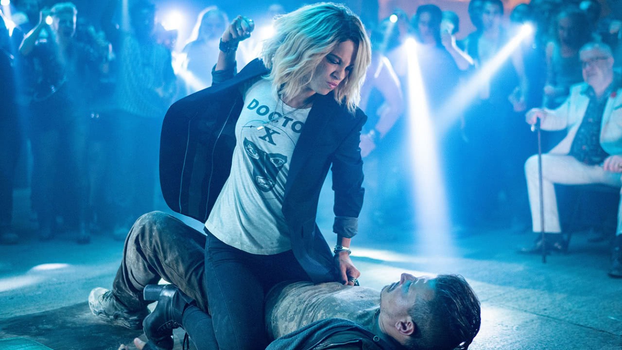 Crítica | Jolt (Prime Video, 2021): as esquecíveis faces da ação ...